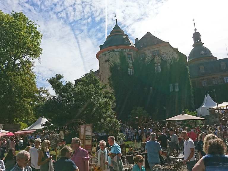 Schloss Laubach: Wanderungen und Rundwege | komoot