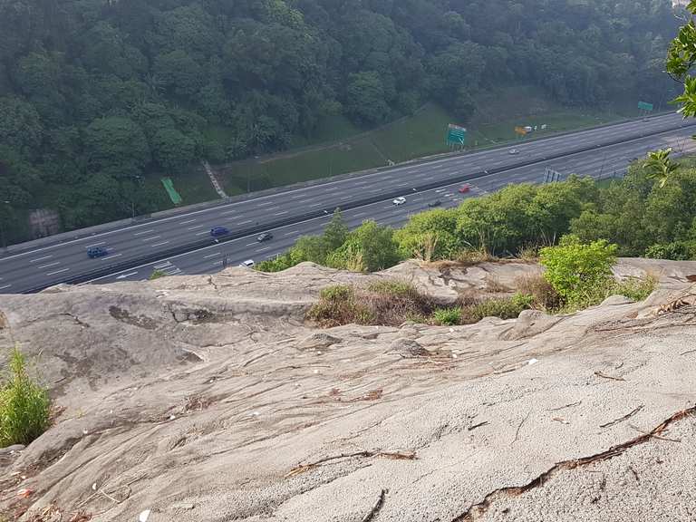 Denai Tiga Puteri Peak Routes for Walking and Hiking | Komoot