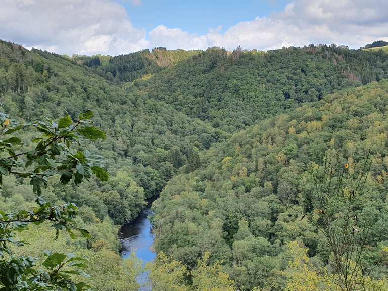 Tal der Ourthe – Pfad entlang der Ourthe Rondje vanuit Nadrin ...