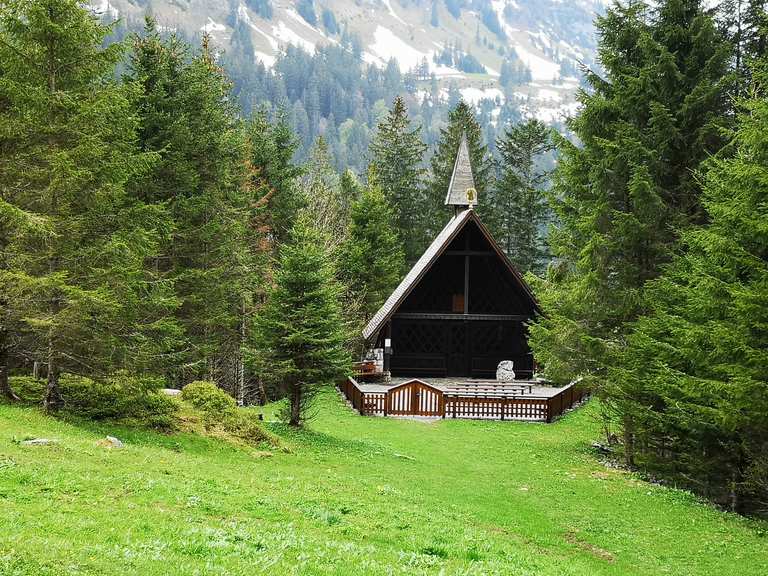 Kaplica Nawiedzenia Najświętszej Maryi Panny (Plattenbödeli) – trasy ...