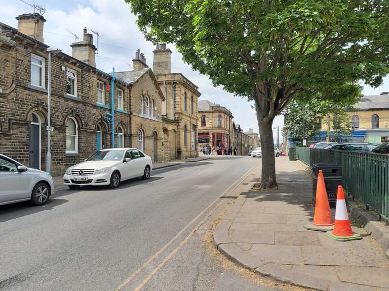 Saltaire - Routes for Walking and Hiking | Komoot