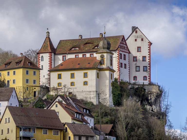 Egloffstein Village and Castle Routes for Walking and Hiking | Komoot