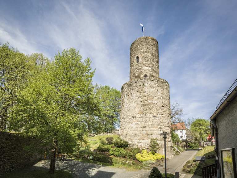 Butterfass Tower of Burg Neuhaus Routes for Walking and Hiking | Komoot