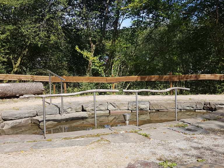 KNEIPP Tretbecken Kurpark Saalhausen - Mountain Bike Trails & Tracks ...