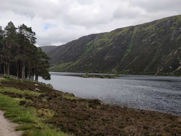 Loch Muick Routes for Walking and Hiking | Komoot
