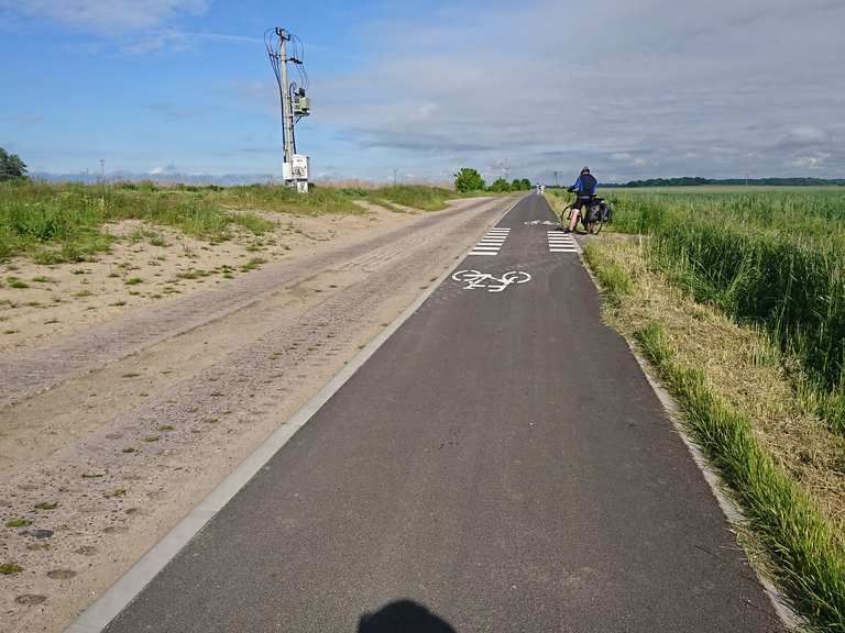 Asphalt cycleway Osieki-Iwięcino : Radtouren und Radwege | komoot