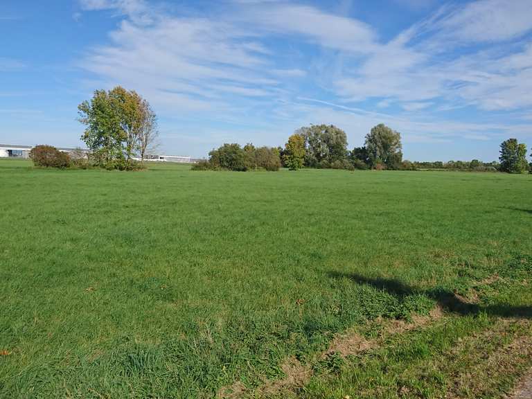 Carril bici entre Hallbergmoos y la B301: Rutas de ciclismo de ...