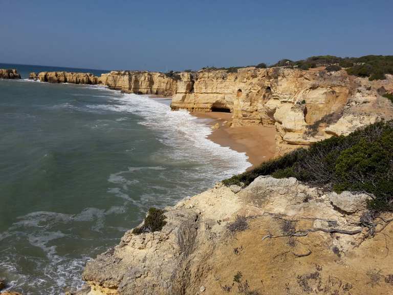 From Praia dos Arrifes to Praia da Gale — route through the beaches of ...