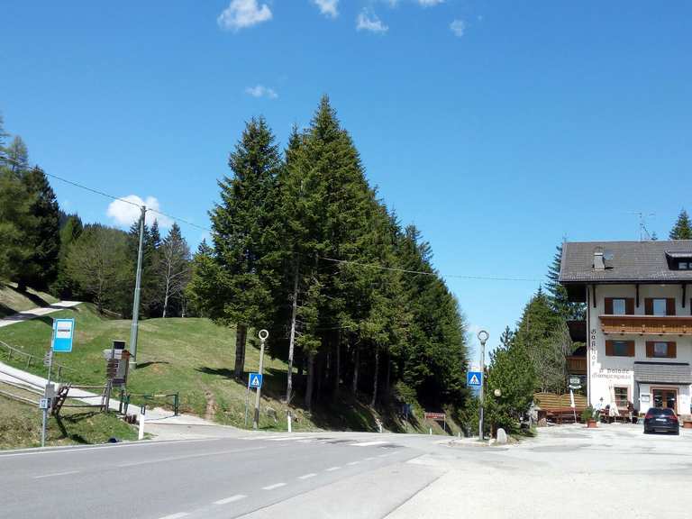 Gampenpass Road Cycle Routes and Map | Komoot