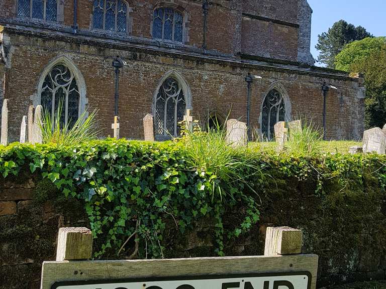 Chipping Warden Routes for Walking and Hiking | Komoot