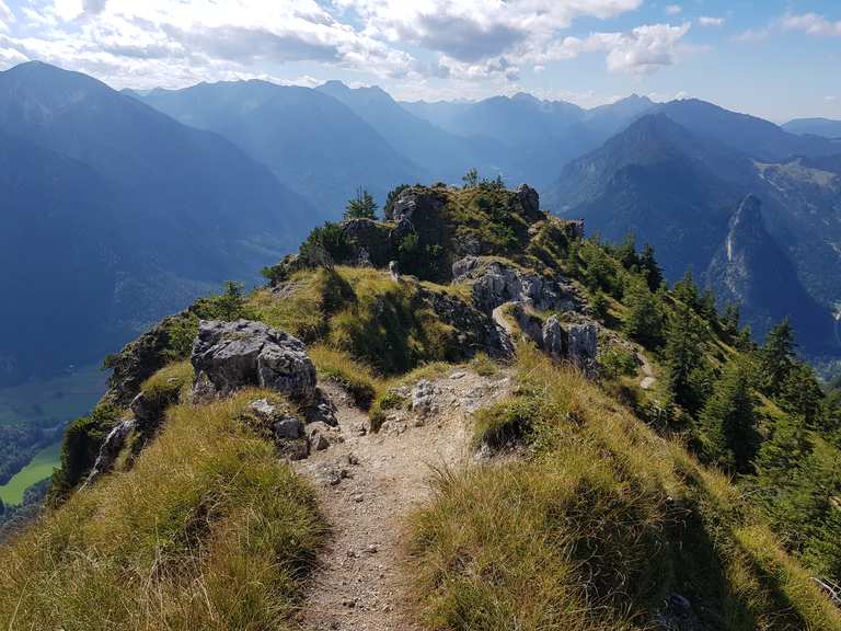 Schartenkopf (1.636 Meter) – Laber Berg loop from Oberammergau | hike ...