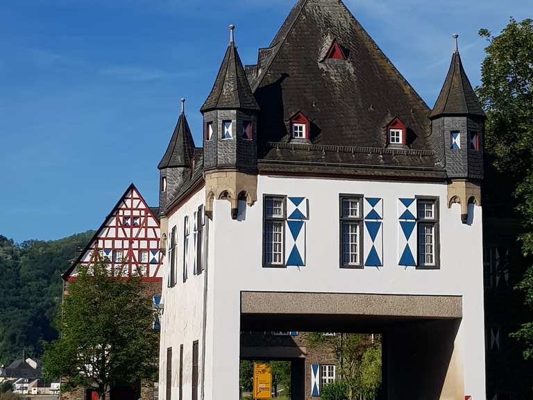 Schloss von der Leyen - Cycle Routes and Map | Komoot