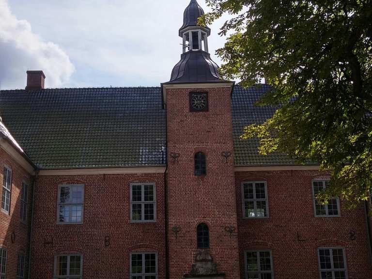 Schloss Hagen Probsteierhagen - Cycle Routes and Map | Komoot