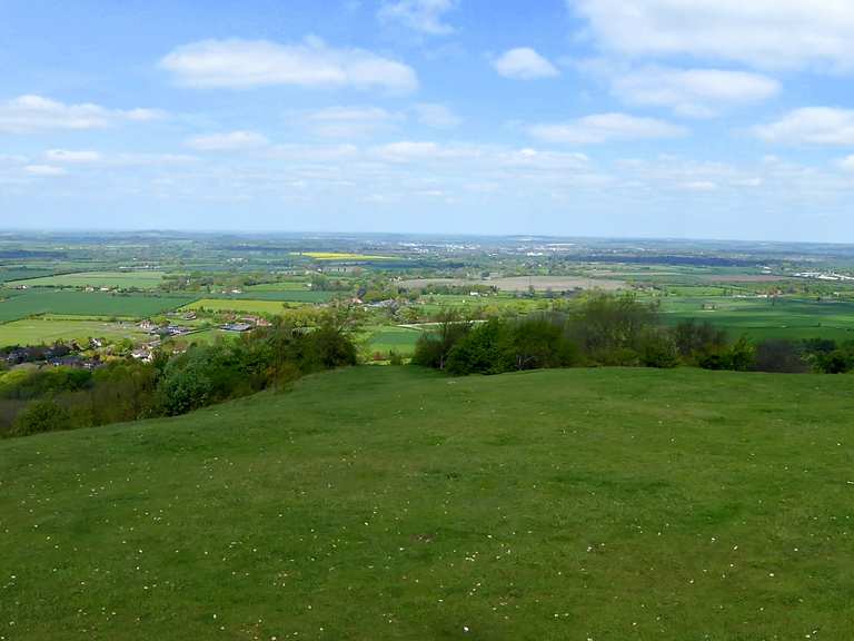 Coombe Hill Routes for Walking and Hiking | Komoot