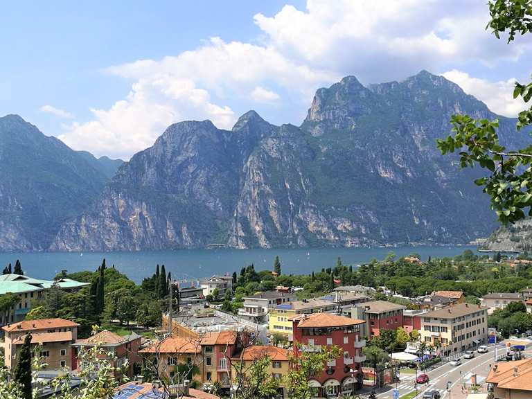 Torbole - Riva del Garda – Maso Naranch Runde von Torbole ...