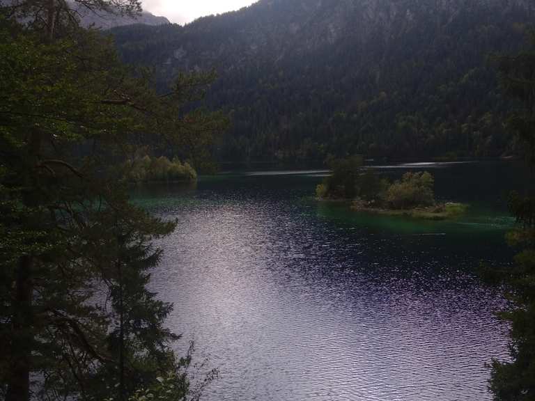 Blick auf den Eibsee Routes for Walking and Hiking | Komoot