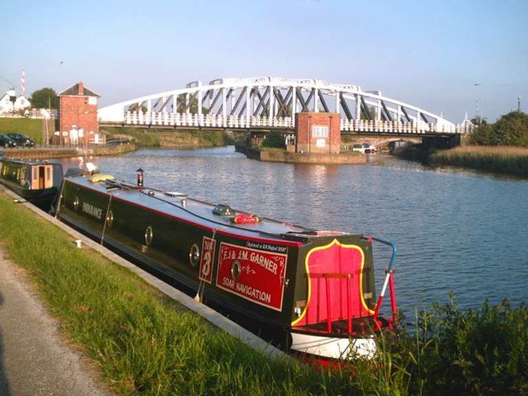 Acton Swing Bridge Road Cycle Routes and Map | Komoot