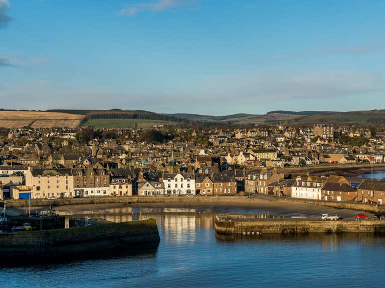 Stonehaven War Memorial – View of the great bay Circuit à partir de ...