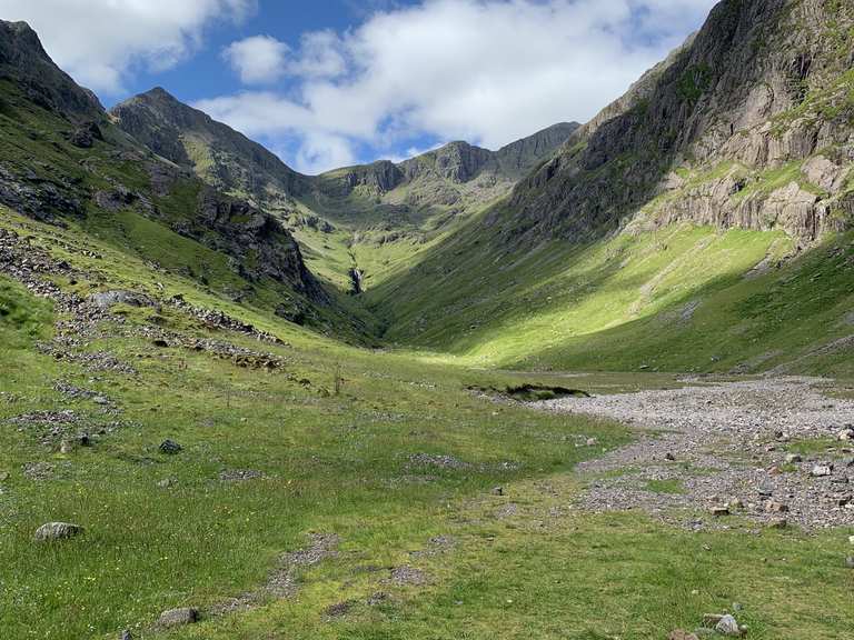 Three Sisters viewpoint Routes for Walking and Hiking | Komoot