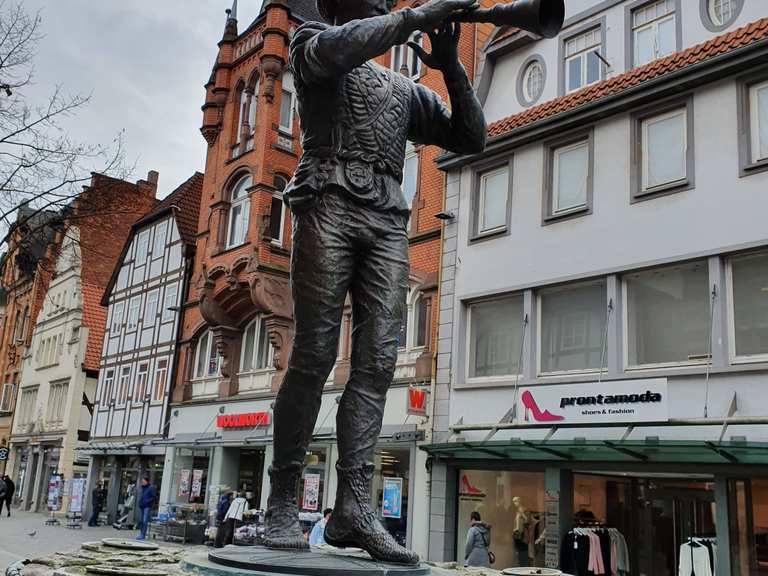 Rattenfänger Statue Hameln wandelroutes en hikes | Komoot