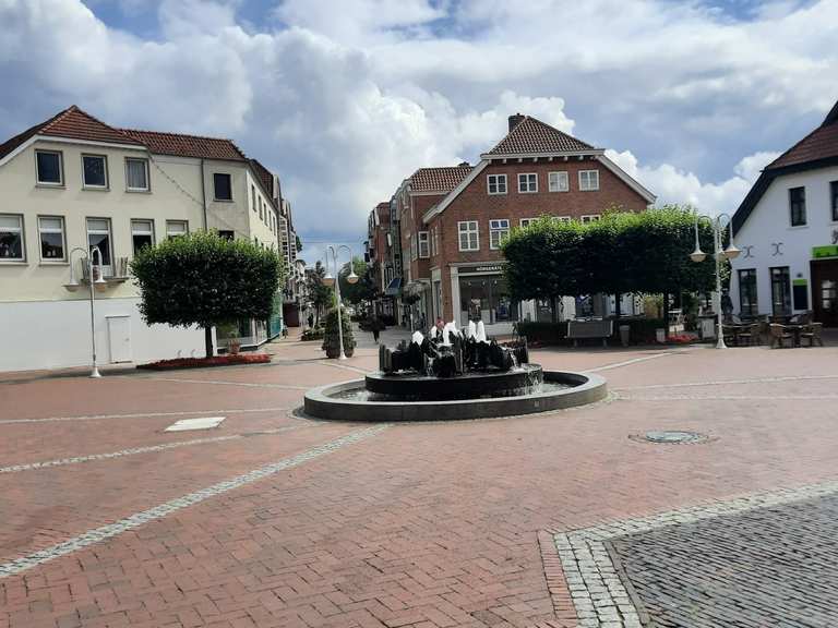 Marktplatz in Westerstede : Radtouren und Radwege | komoot