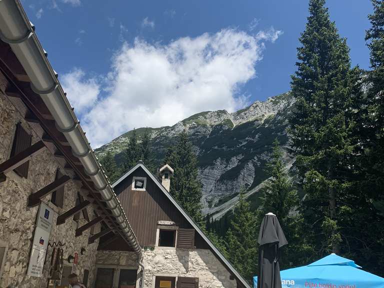 Mountain hut near Lake Krn - Routes and Map | Komoot