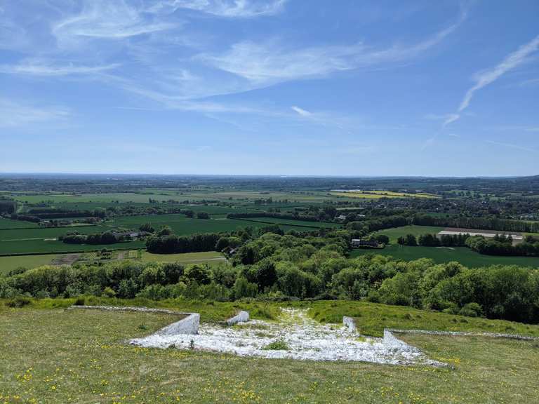 Wye Crown Millennium Stone – The Kings Head, Wye Loop from Wye ...