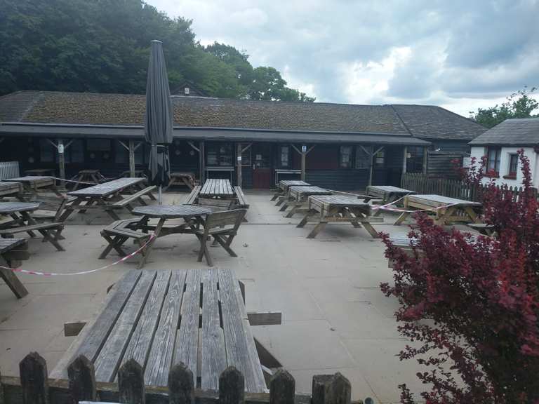 Ashridge Estate Cafe: Wanderungen und Rundwege | komoot