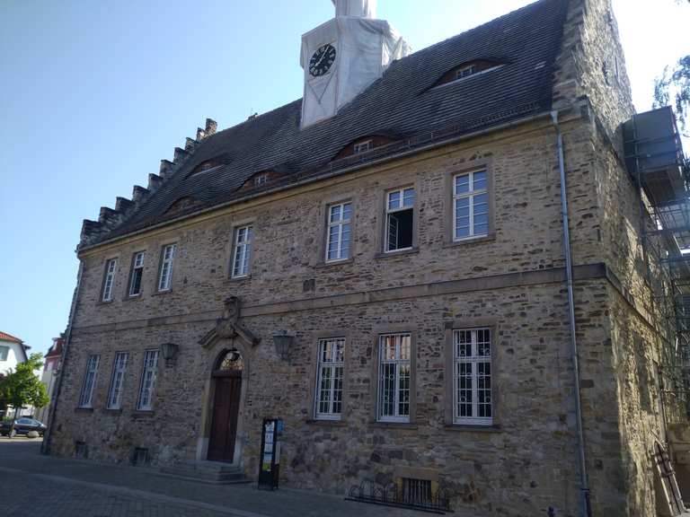 Town Hall of Bad Salzelmen – Hiking & Cycling Routes | Komoot