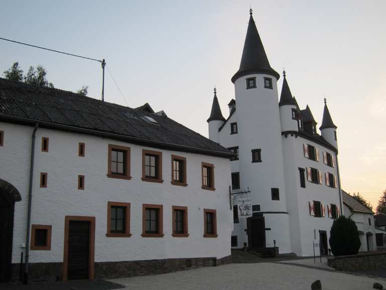 Burg Dreis in Dreis-Brück Routes for Walking and Hiking | Komoot