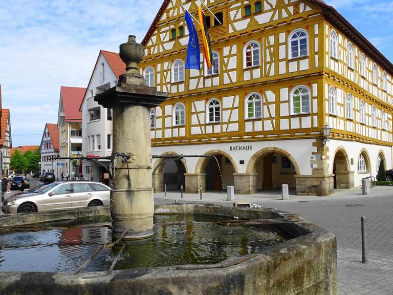 Beuren – Aussicht auf Burg Hohenneuffen boucle au départ de Beuren ...