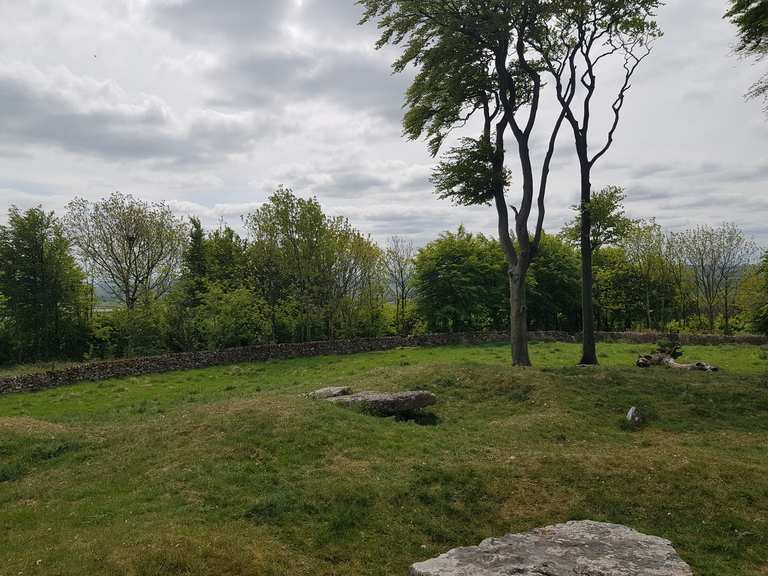 Minninglow Hill Routes for Walking and Hiking | Komoot