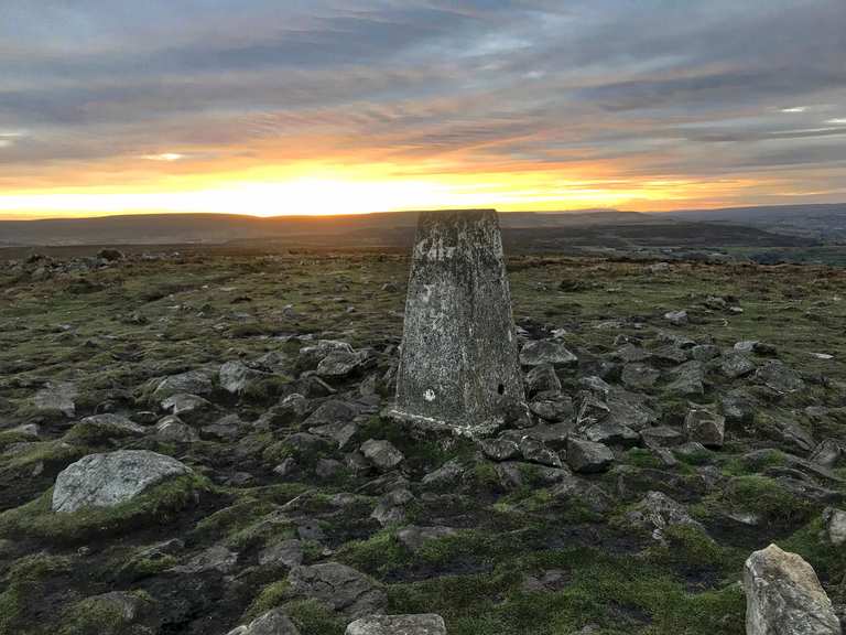 The Blorenge circular from Keeper's Pond — Brecon Beacons National Park ...