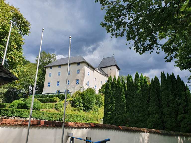 Schloss Drasing: Wanderungen und Rundwege | komoot