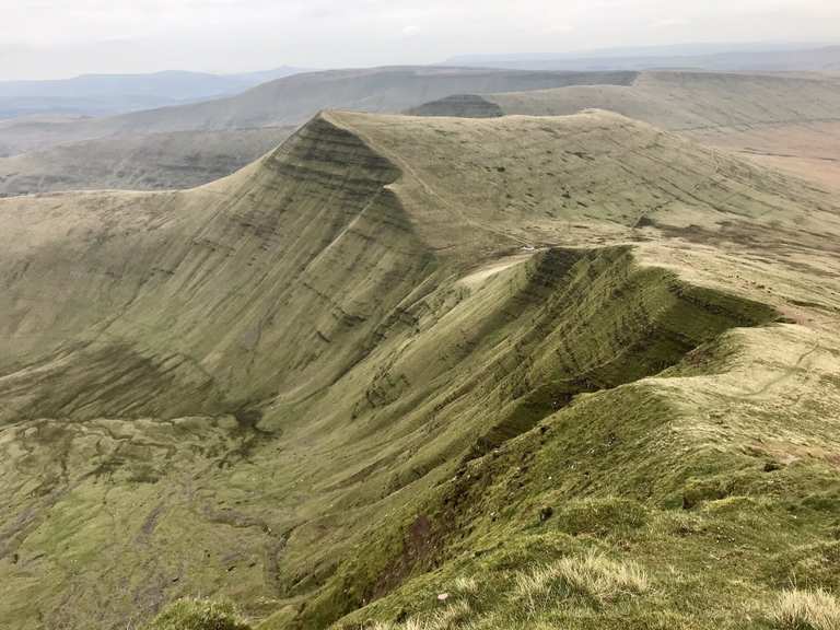 Pen y Fan, Cribyn & Fan y Big loop from Storey Arms — Bannau ...