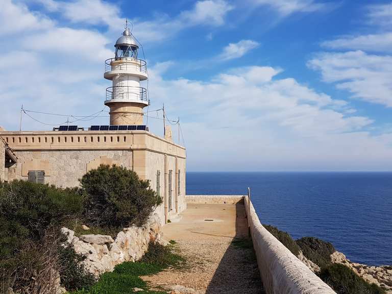 Cabo Tramuntana, Cabo Llebeig y na Pòpia — los faros del Parque Natural ...