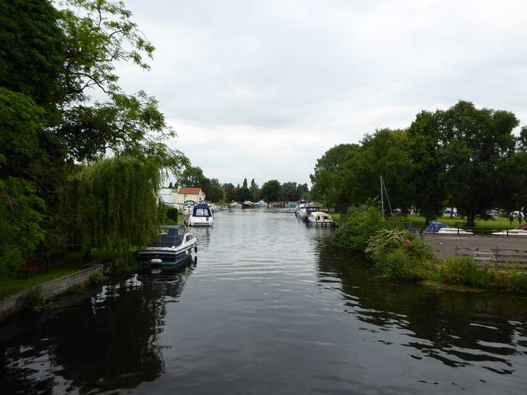 Beccles Old Bridge: Wanderungen und Rundwege | komoot