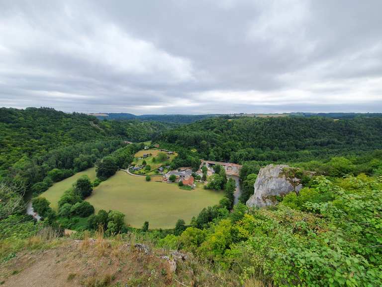 Panorama sur la vallée de la Lesse - Itinéraires vélo et carte | Komoot