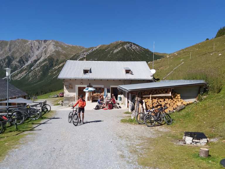 Alp Mora: MTB-routes en trails | Komoot