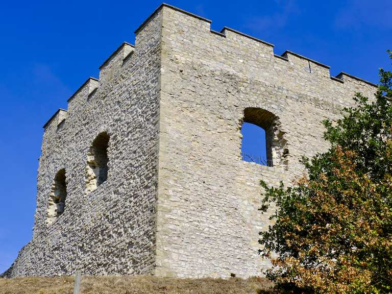 Château de Fallavier Routes for Walking and Hiking | Komoot