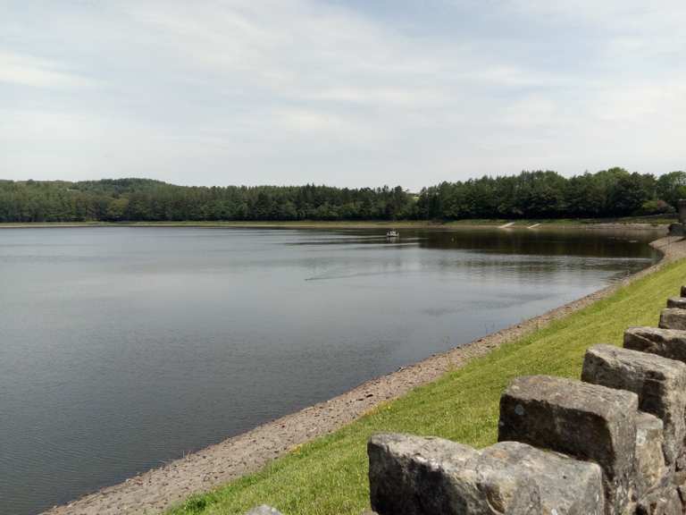 Entwistle Reservoir Routes for Walking and Hiking | Komoot