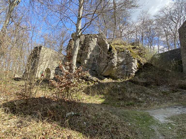 Hohen Melchingen: Wanderungen und Rundwege | komoot