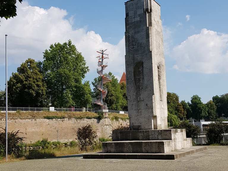 Schwal mit Kriegerdenkmal in Neu-Ulm - Itinéraires de rando et marche ...