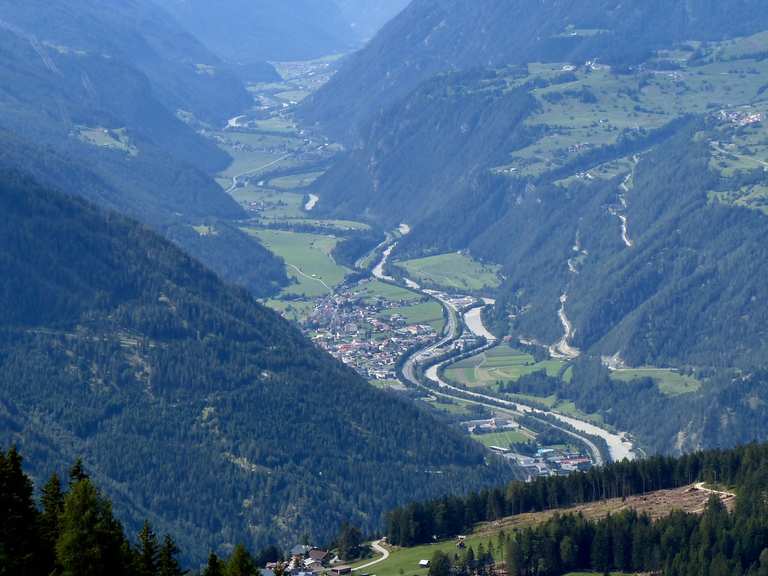 Gacher Blick – Sicht ins Inntal von der Aussichtsplattform Skywork ...