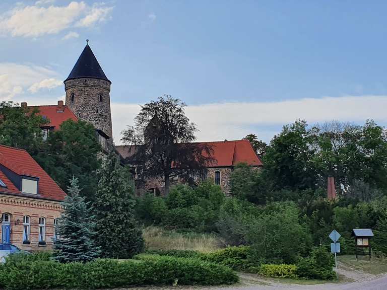 Schloss Hohenthurm : Radtouren und Radwege | komoot