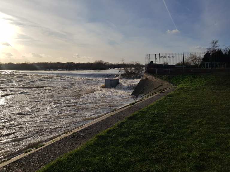 Beeston Lock - Cycle Routes and Map | Komoot