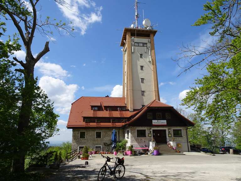 Wanderheim Roßberg und Roßbergturm – Wander- & Radrouten | Komoot