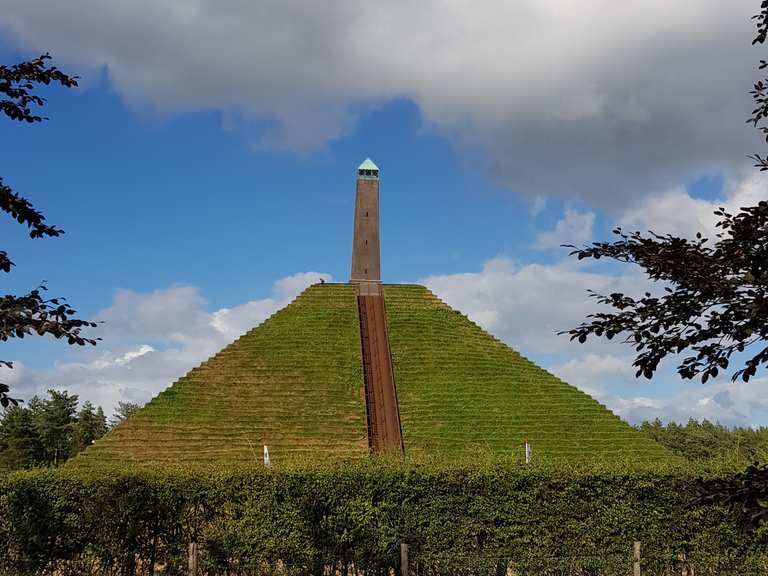 Trasa wyścigu kolarskiego przez Piramidę Austerlitz | kolarstwo szosowe ...