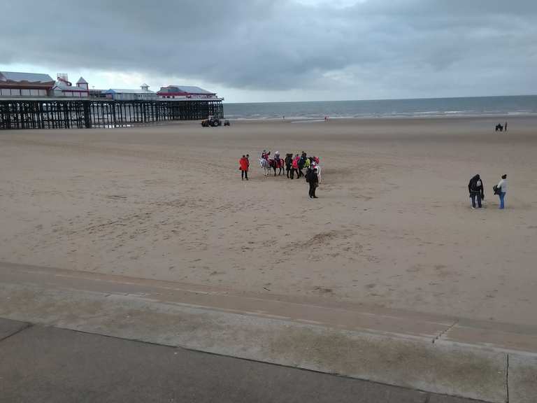 Blackpool Tower - Cycle Routes and Map | Komoot