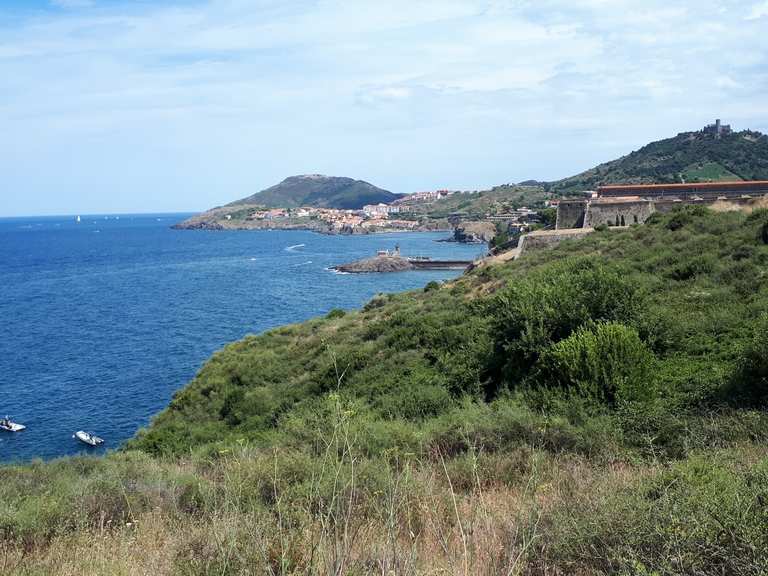 Sentier côtier de la plage de l'Ouille à Collioure - Itinéraires de ...
